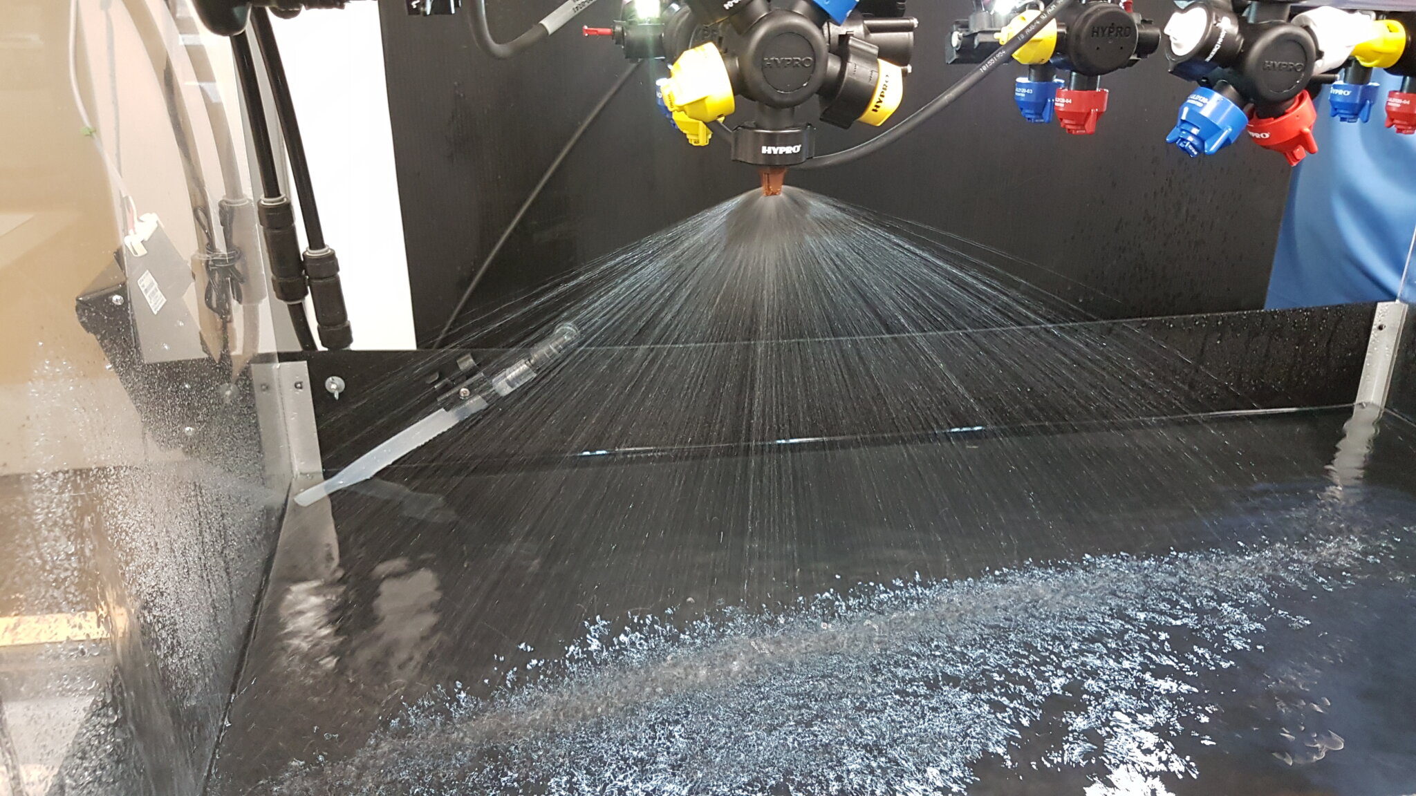 Ten Tips for Spraying in the Wind – Sprayers 101