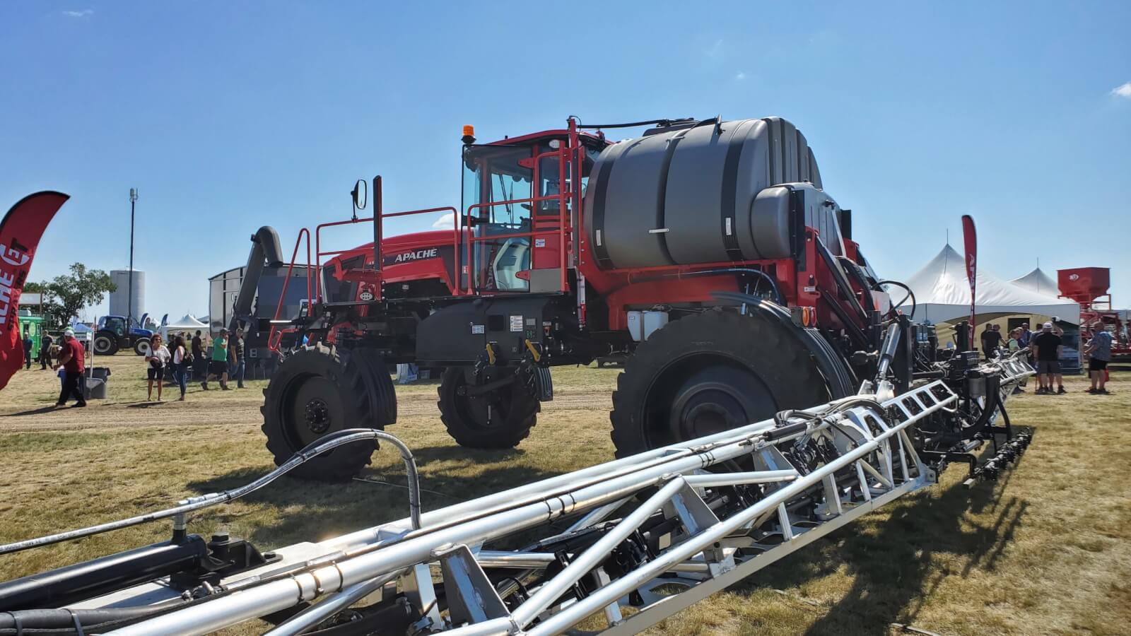 The Return of the Trade Show – Sprayers 101