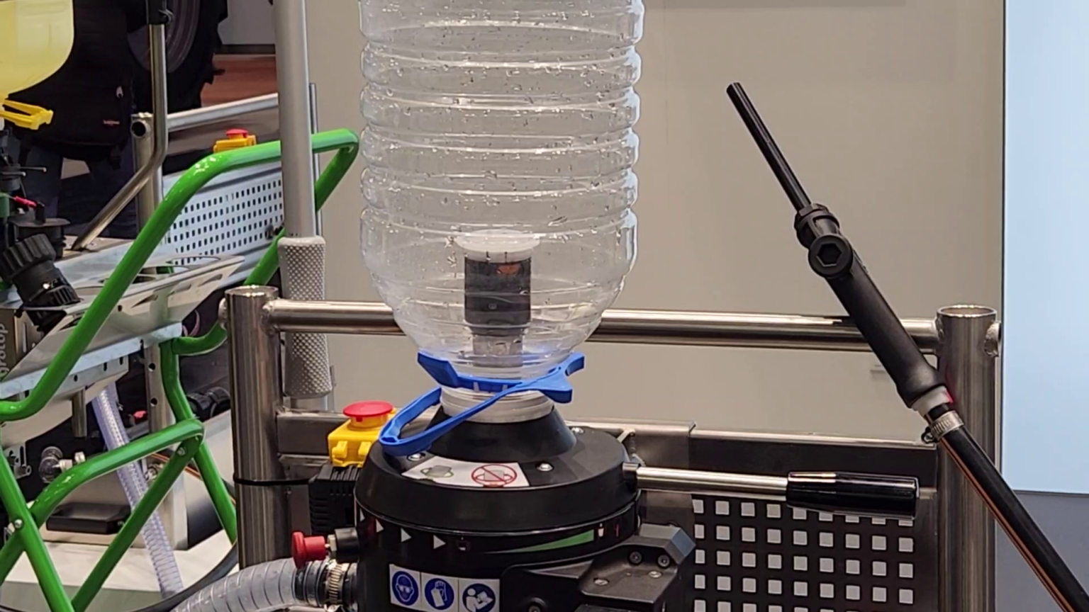 Closed Transfer Systems – They’re here. – Sprayers 101